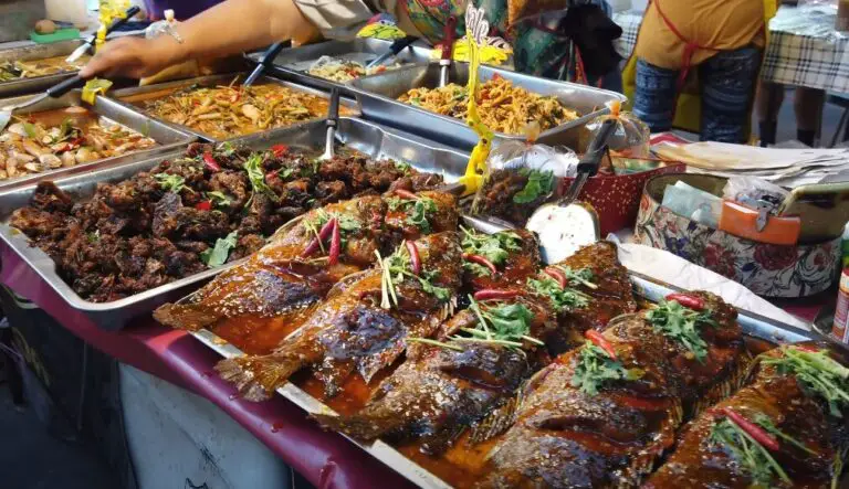 5 Brooklyn's Best Food Markets and Street Eats in 2025